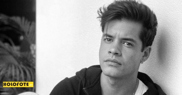 Holofote | Ivo Lucas irá homenagear Sara Carreira no próximo dia 1 de ...