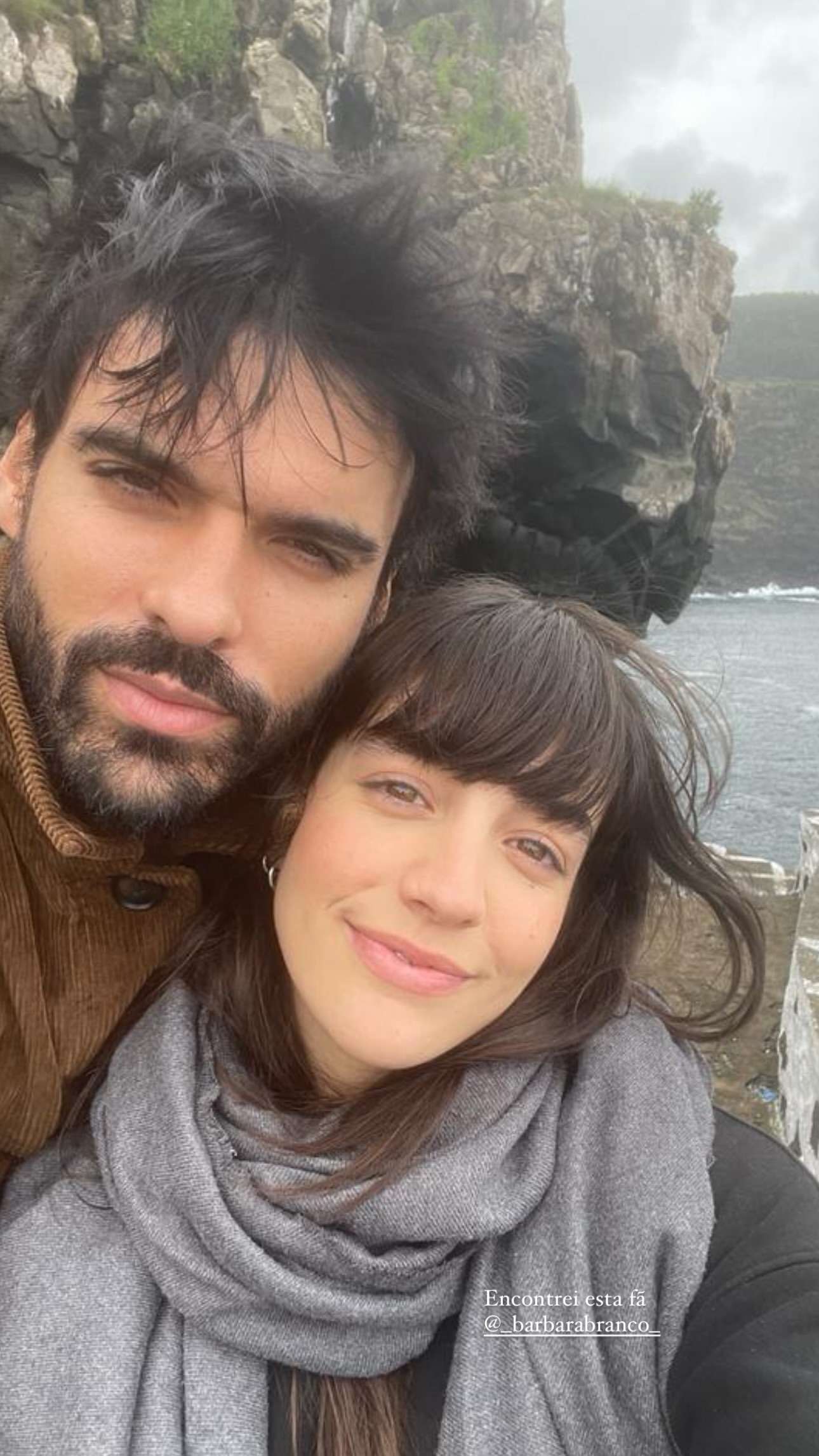 Aqui está a primeira fotografia "oficial" de Vitor Silva Costa e Bárbara Branco