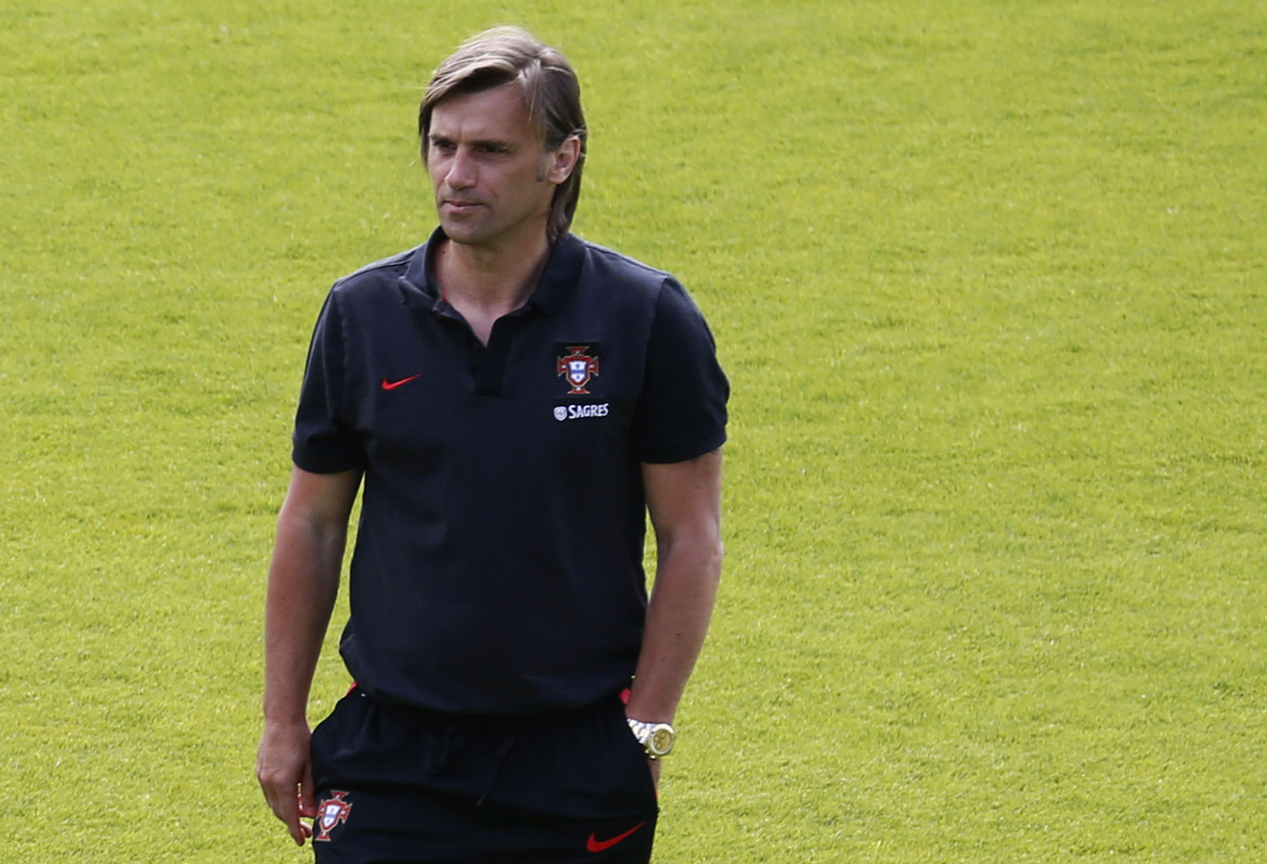 Visão | João Pinto exige 830 mil euros a Veiga, a quatro juízes e ao Estado