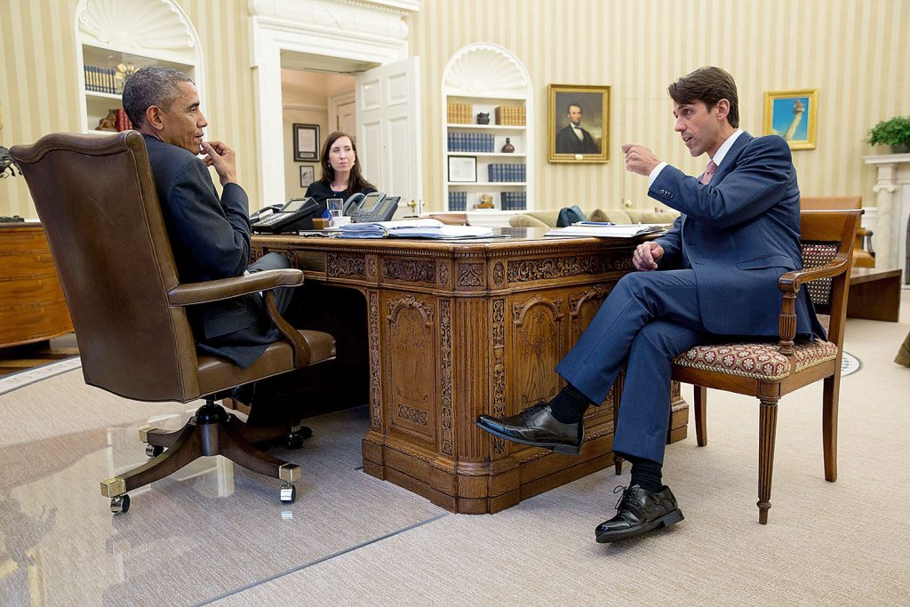 Visão | Quem é David Simas, o conselheiro português de Barack Obama