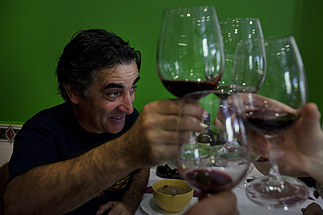 Visão | Conheça o Static Man, recordista mundial de imobilidade em ...