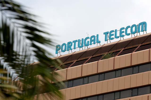 Visão | Nos e Vodafone rejeitam pagar serviço universal