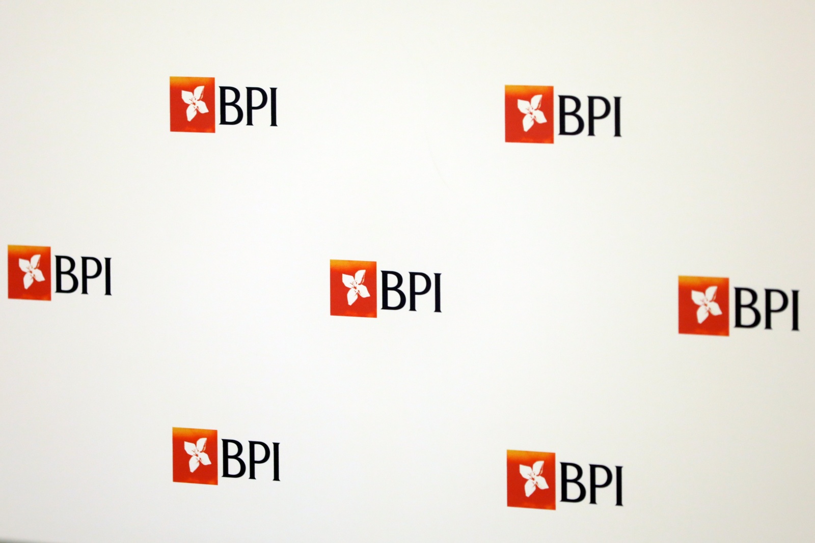 Visão | BPI escolhe João Pedro Oliveira e Costa para novo presidente ...