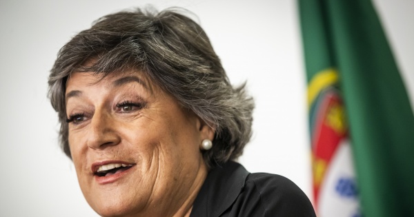 Visão | Ana Gomes honrada com apoio do PAN assinala convergência com ... Visão | Ana Gomes honrada com apoio do PAN assinala convergência com ...