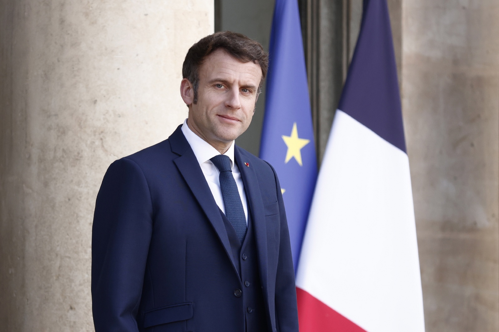 Visão | Macron é candidato para "defender os valores que os desvarios ...
