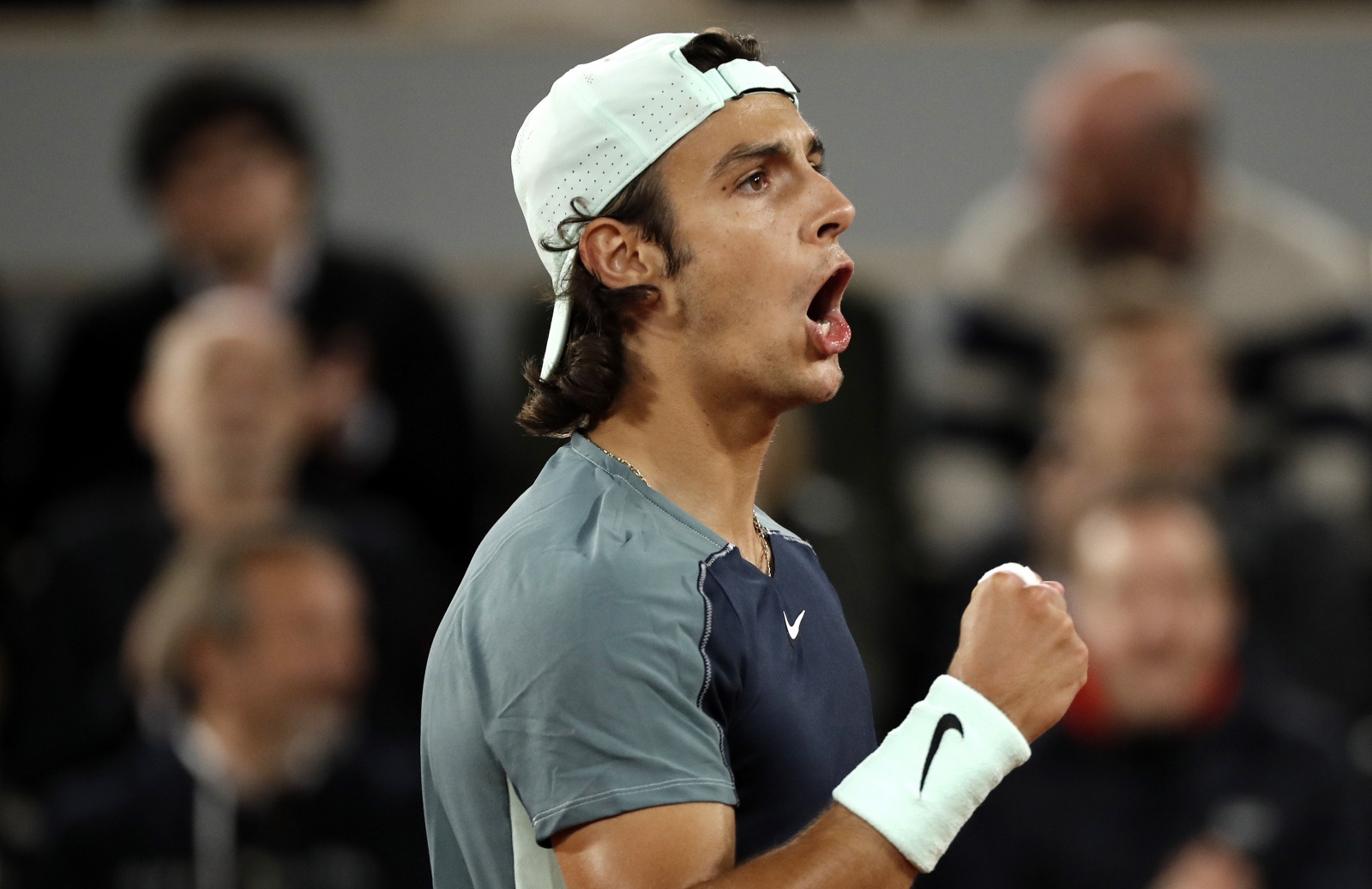 Visão | Tenista italiano Musetti bate Alcaraz e soma primeiro título ...