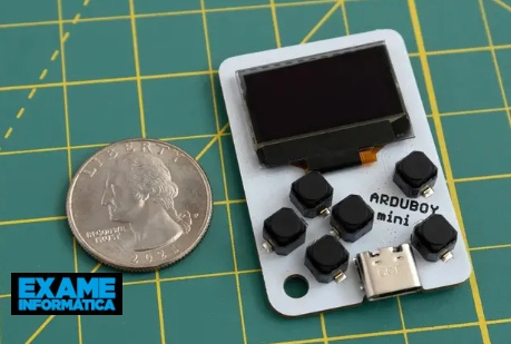 Exame Informática | Arduboy Mini, uma consola de jogos de 8-bit do ...