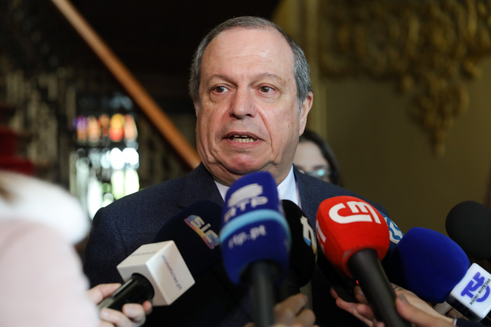 Visão | Carlos César alerta para "ano difícil" e diz que PS está ...