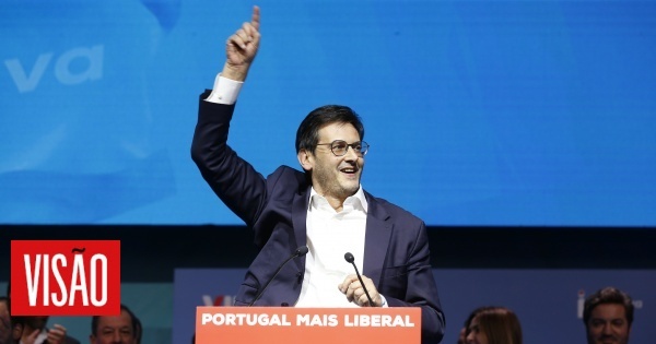 Visão | Rui Rocha coloca PSD e PS no mesmo saco, promete "liderar a ...