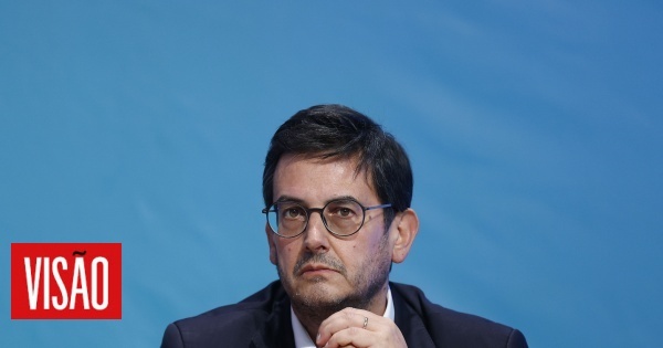 Visão | IL/Convenção: Lista de Rui Rocha consegue 24 de 50 mandatos ao ...