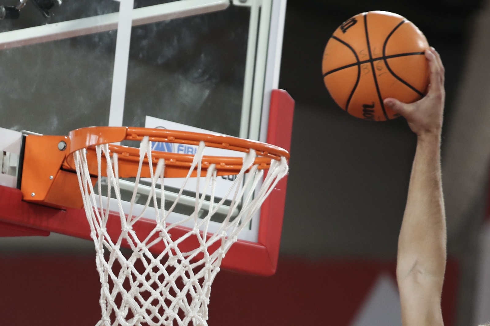 Visão | Benfica vence Sporting e está a um triunfo do título no Nacional de basquetebol