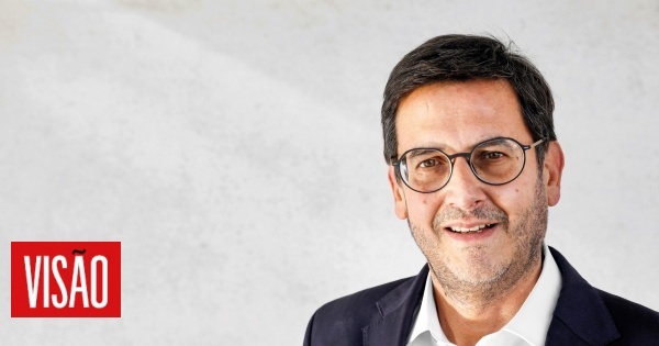 Visão | Demissões, críticas e oposição interna: Rui Rocha debaixo de ...