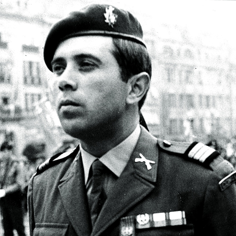 Visão | 25 de Novembro de 1975: Os protagonistas, os factos e a polémica de uma data que escalda