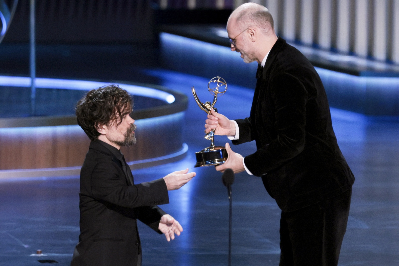 Visão | "Succession", "The Bear" e "Rixa" levam maiores prémios da ...