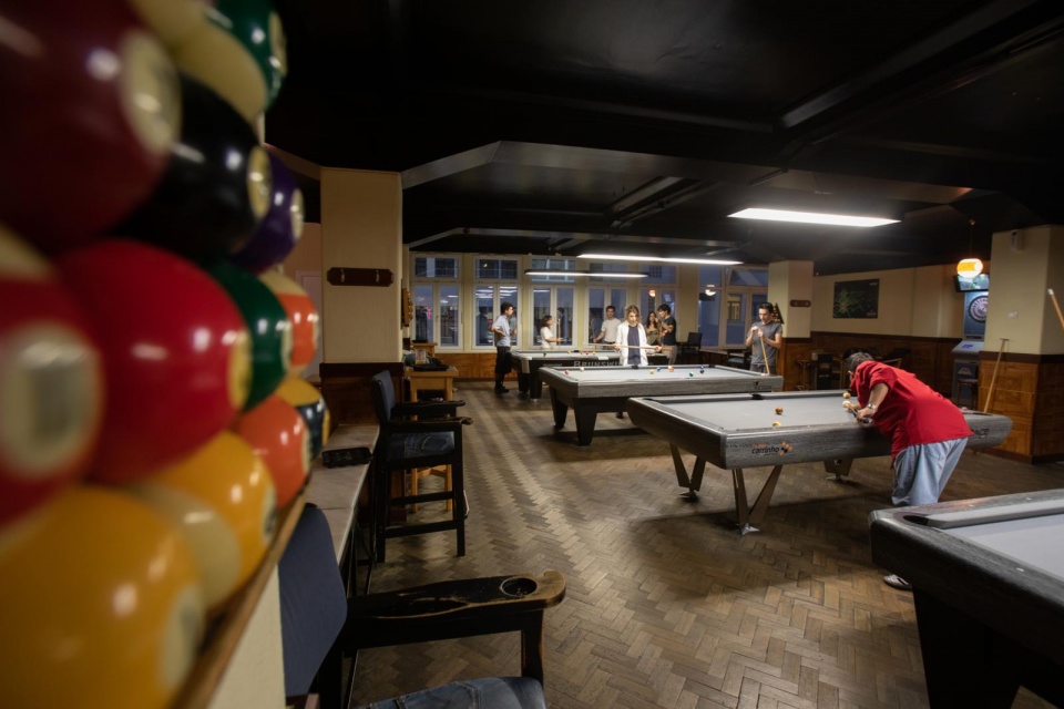 Visão | Os melhores sítios para jogar snooker, em Lisboa e no Porto