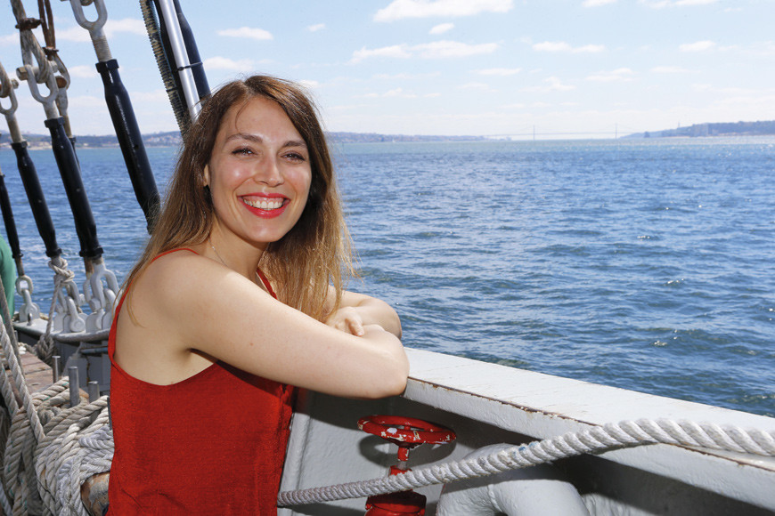 Caras | Ana Bacalhau assegura: “Ser mãe tornou-me uma mulher mais segura”