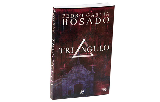 Caras | Livro: "Triângulo"