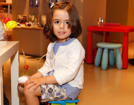 Caras | Família Marques em sintonia: Inês diverte-se sob os olhares dos ...