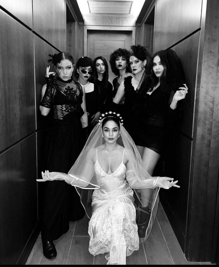 Caras | A curiosa despedida de solteira de Vanessa Hudgens