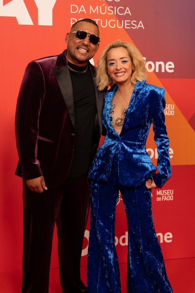 Os "looks" na passadeira dos Prémios Play